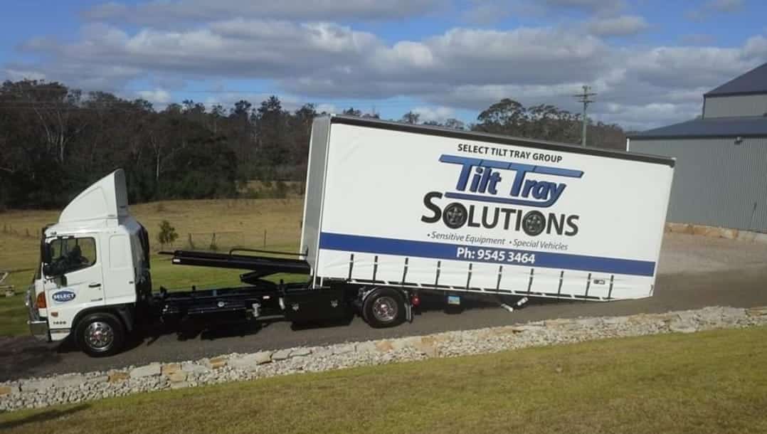 What is the Easiest Way to Tow a Car? - Select Tilt Tray Group